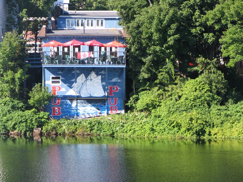 River Pub - Welcome to the River Pub